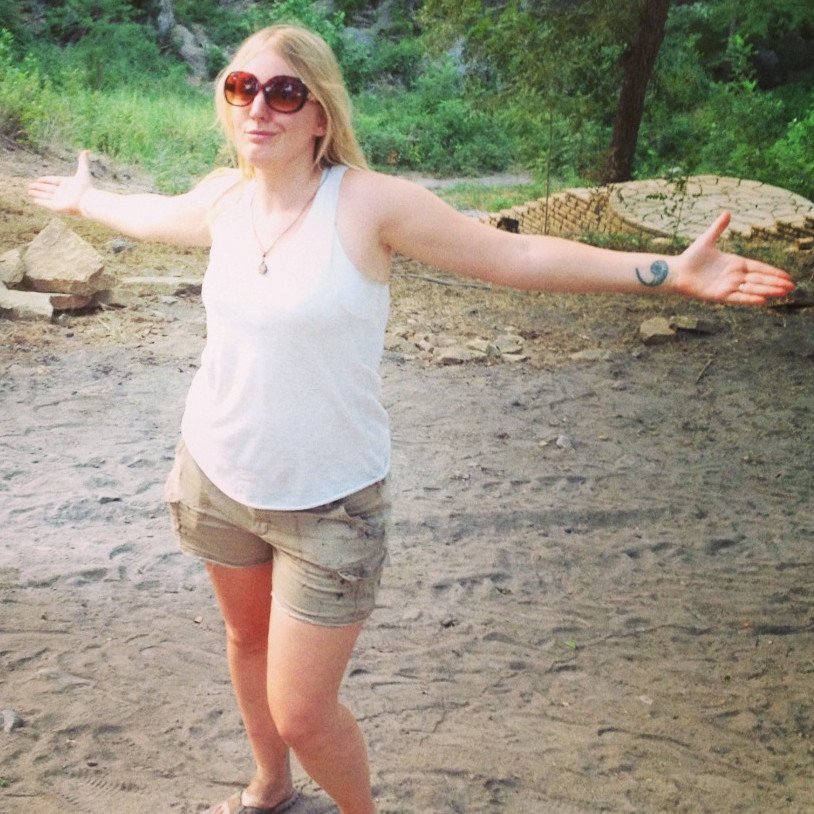 chelsea brock: Artist - Jose Art Gallery