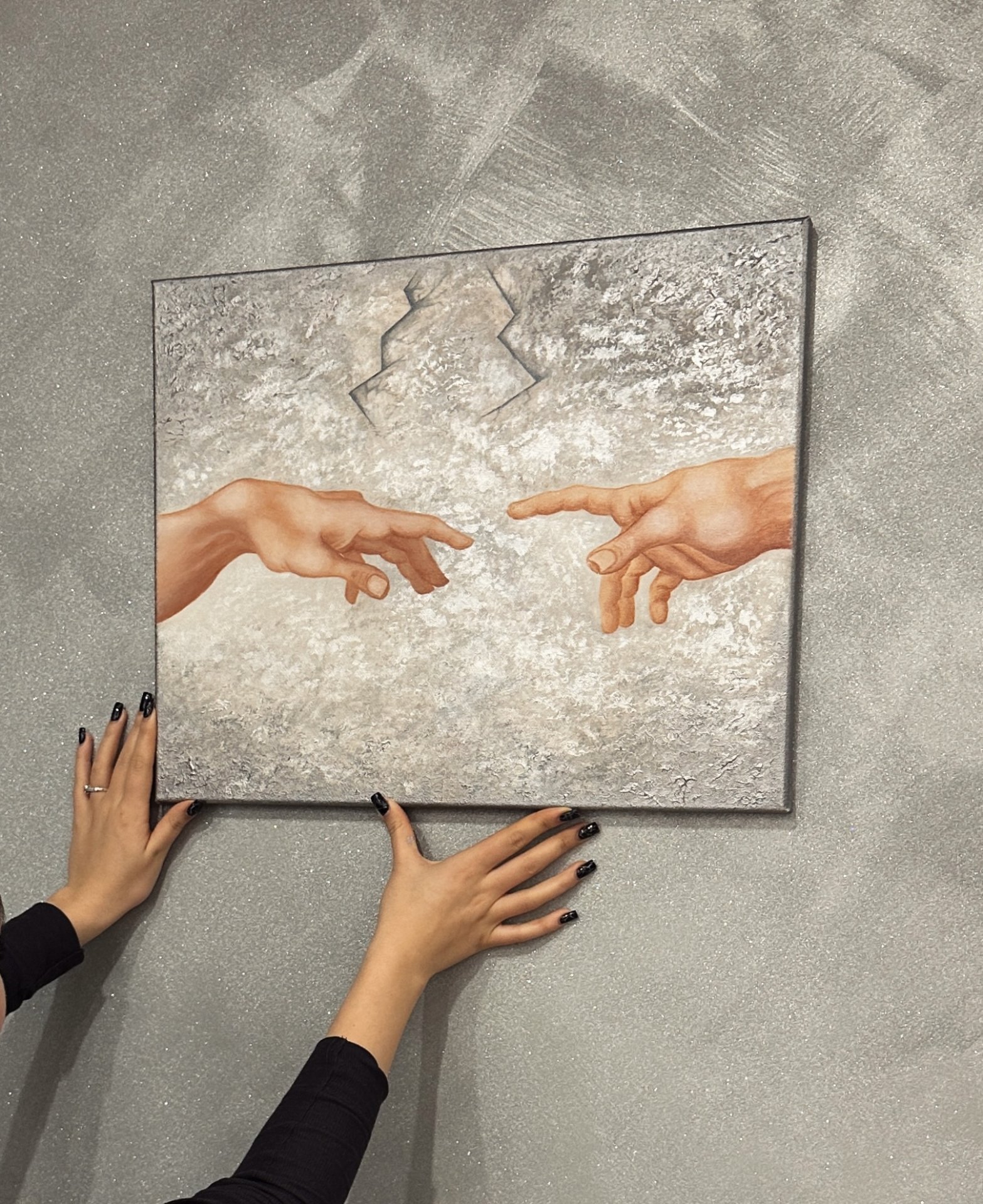 La creación de Adán: una visión moderna Painting by Mirem