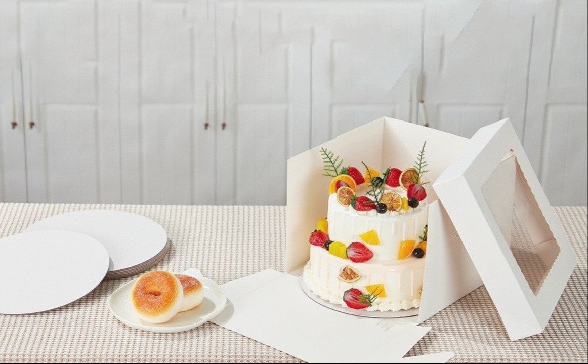 Crafting the Perfect 10-Inch Cake Boxes with a Window