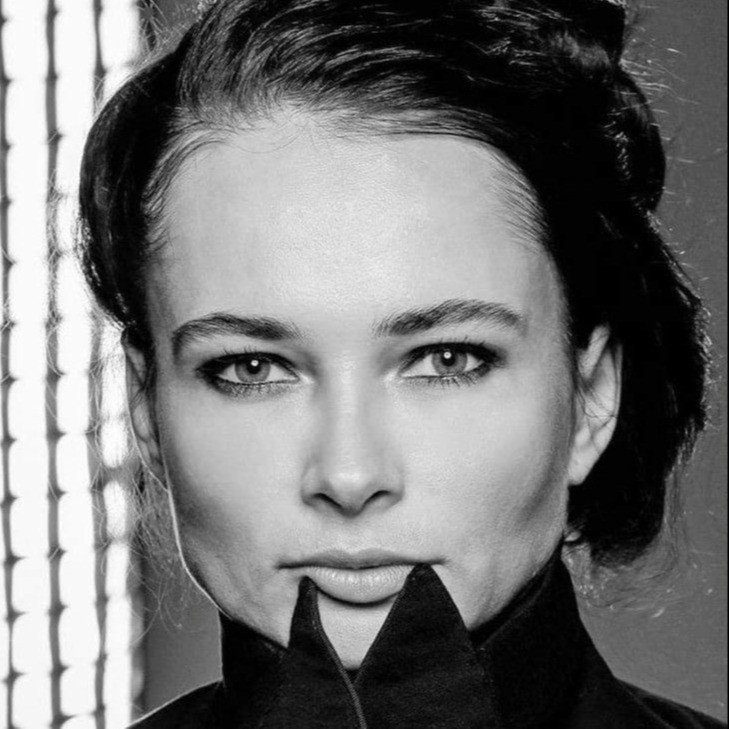 Olena Rudnieva: Artist - Jose Art Gallery