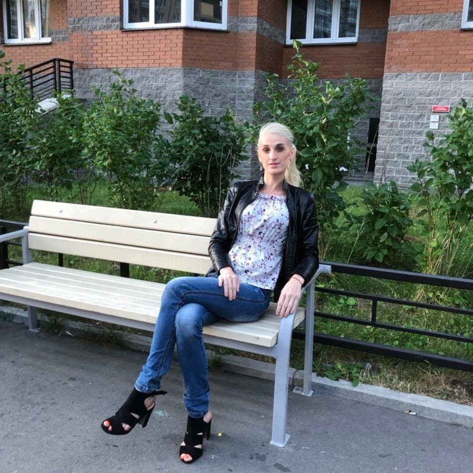 Mariri: Artist - Jose Art Gallery