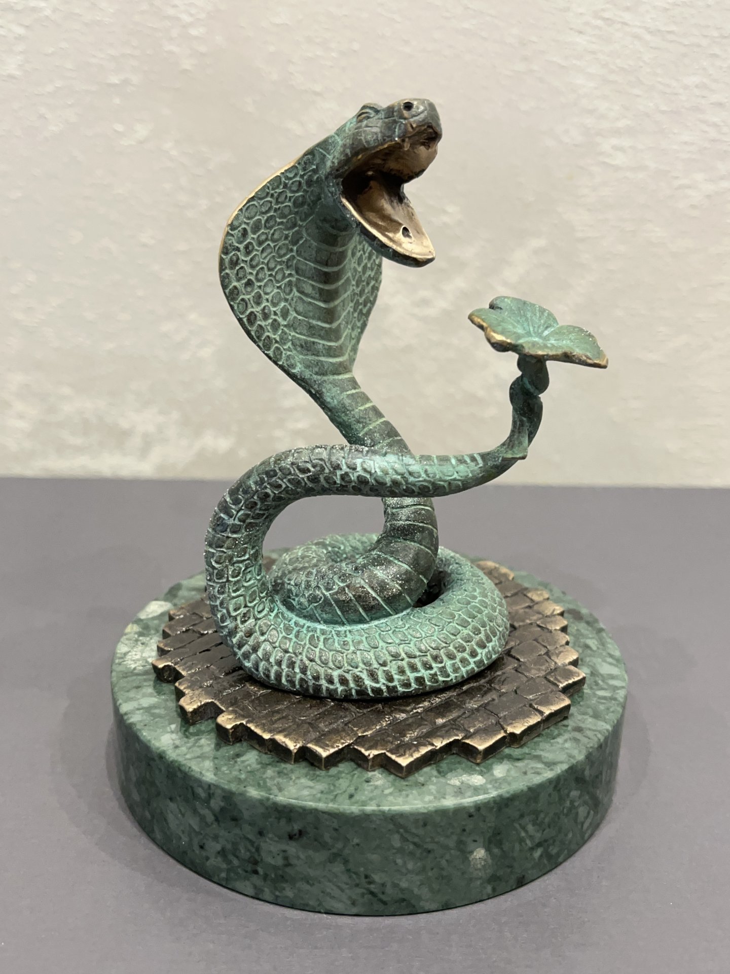 Funny snake Sculpture - Vitaliy Semenchenko