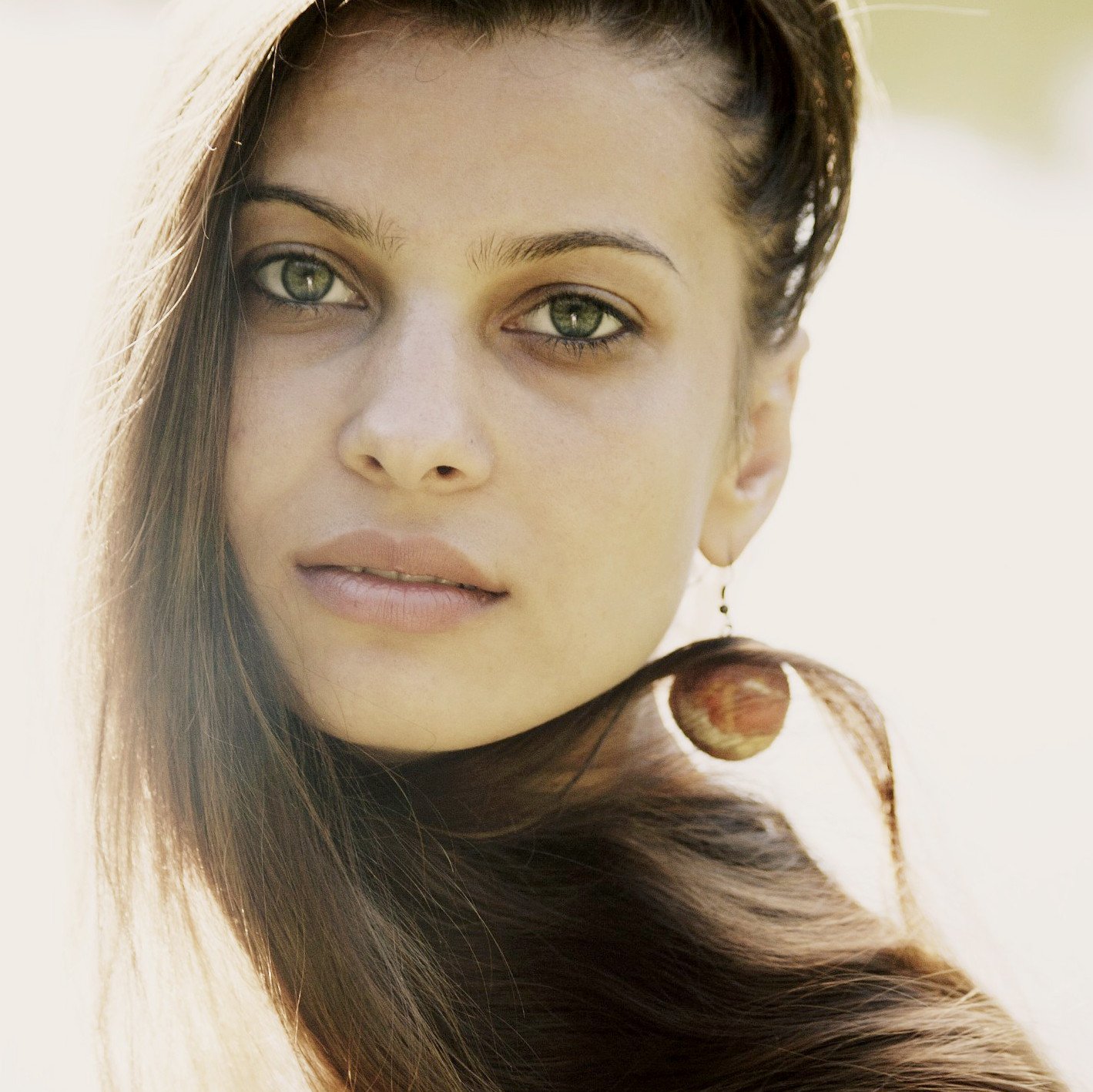 Kirman Nelli: Artista - Jose Art Gallery