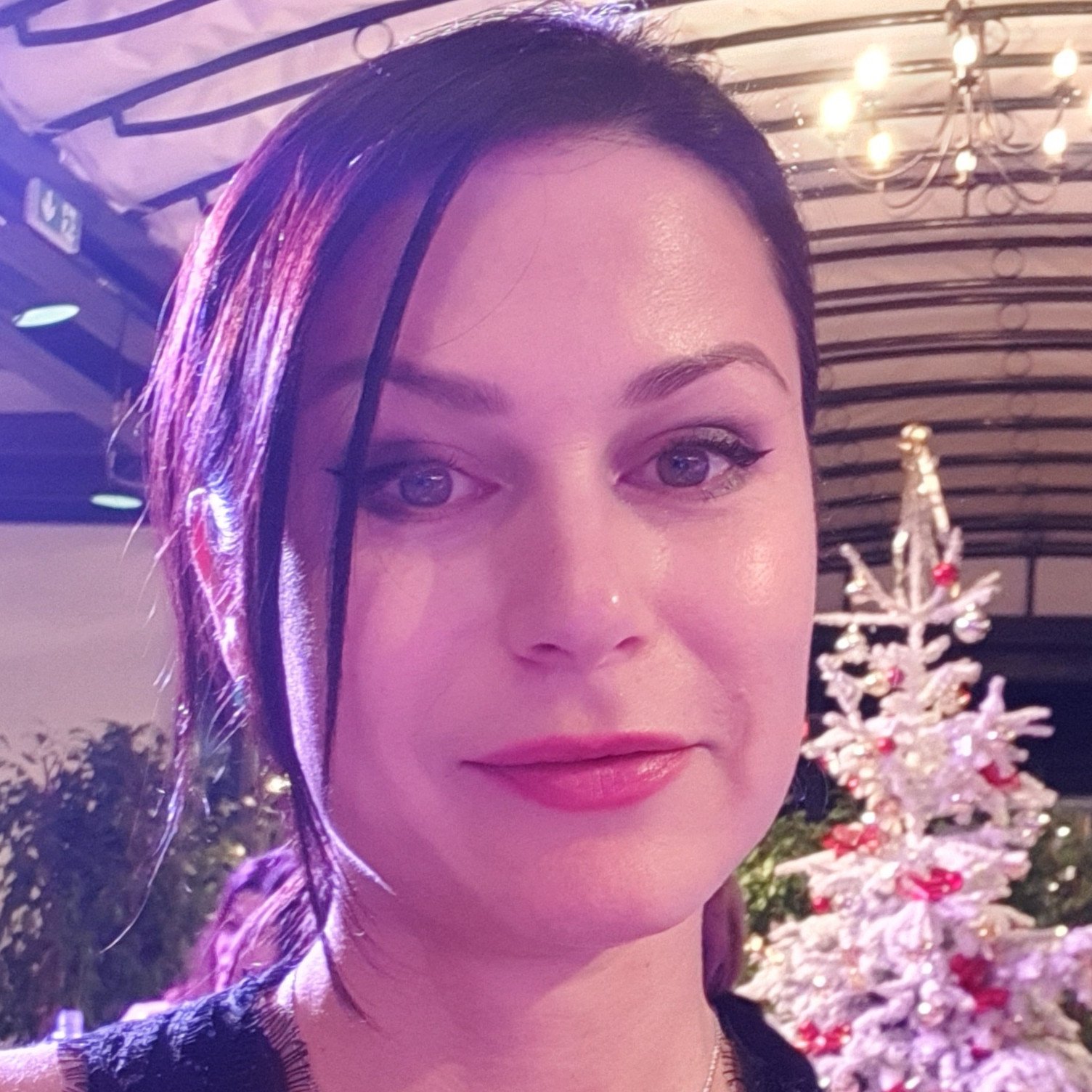 Natalia Gripas: Artist - Jose Art Gallery