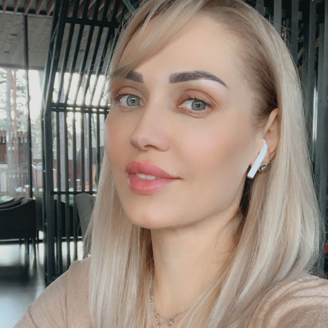 Risha Ball: Artist - Jose Art Gallery