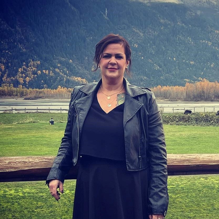 JENNIFER FRANCIS: Artist - Jose Art Gallery