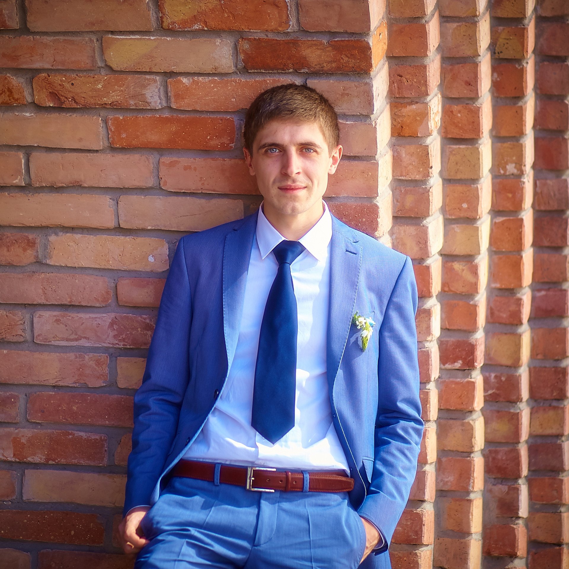 Viacheslav Kuzmich: Artist - Jose Art Gallery