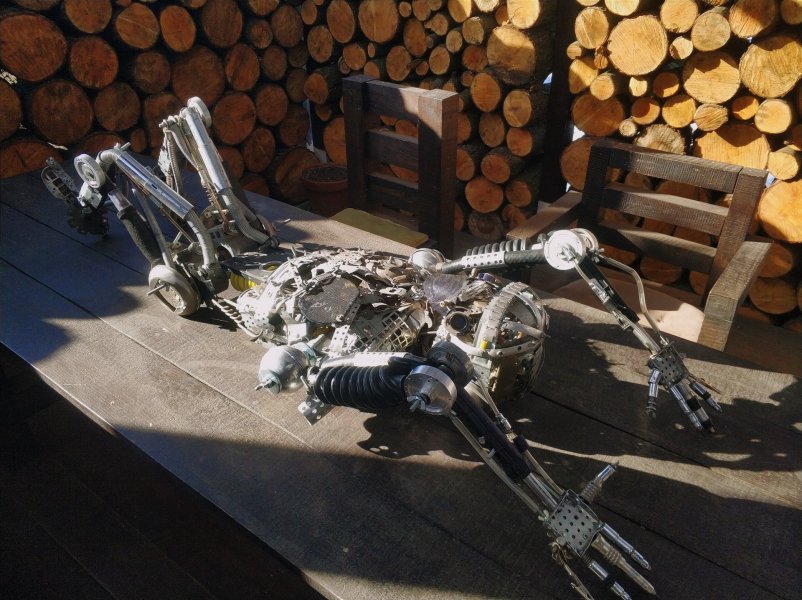 Robot Sculpture - Jevgen Dobrovolskiy - Jose Art Gallery