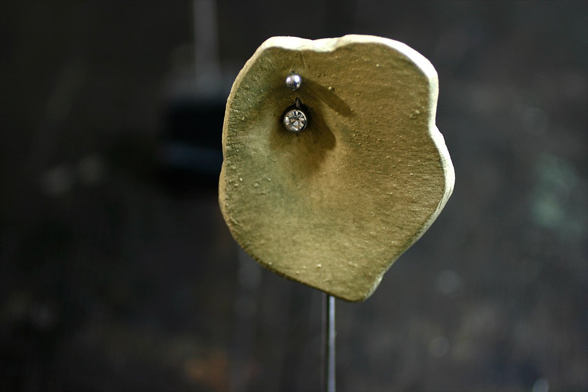 Belly Piercing Display Sculpture - Robert Nelson - Jose Art Gallery